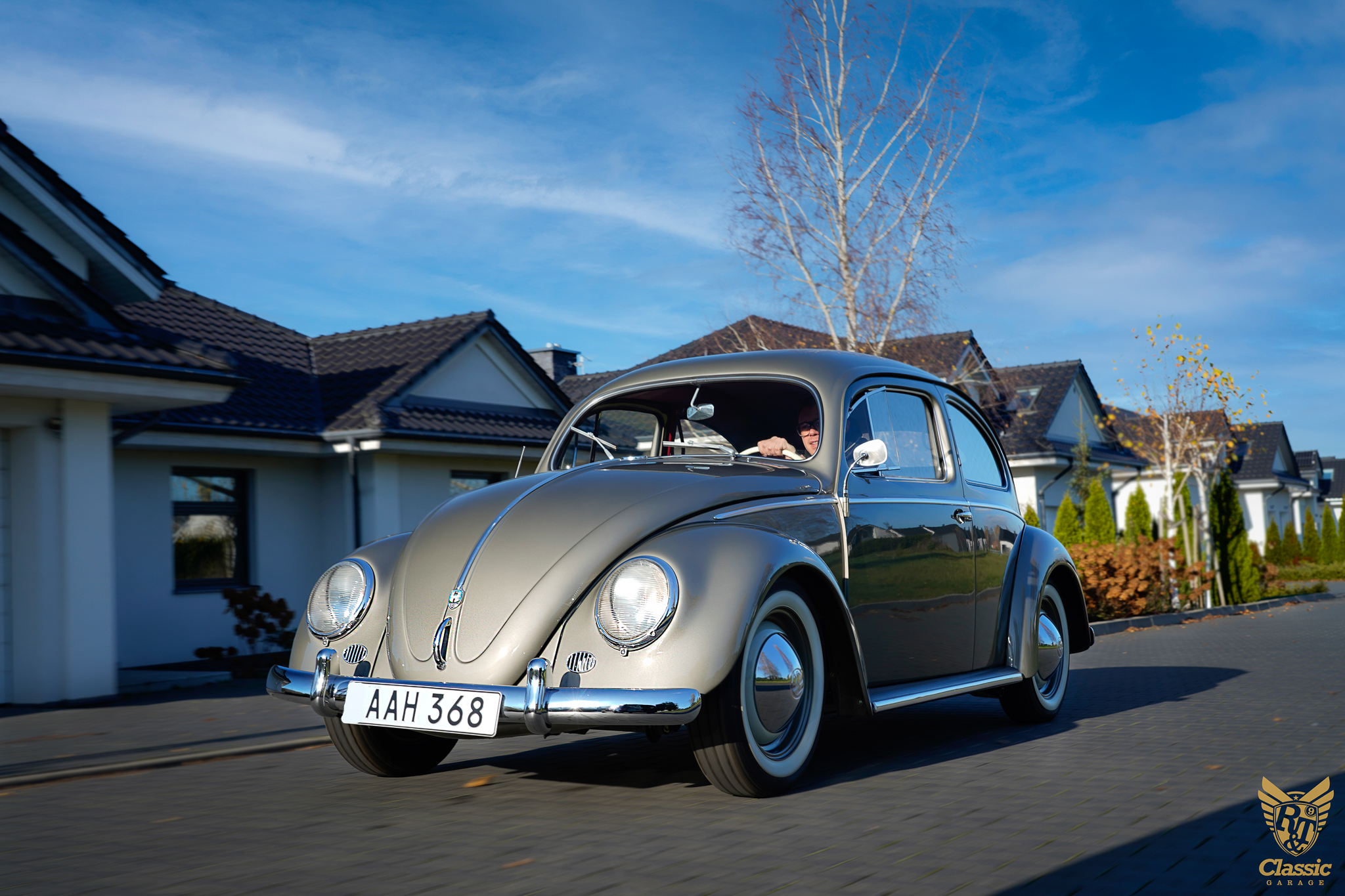 Volkswagen Garbus Oval - RT Classic Garage